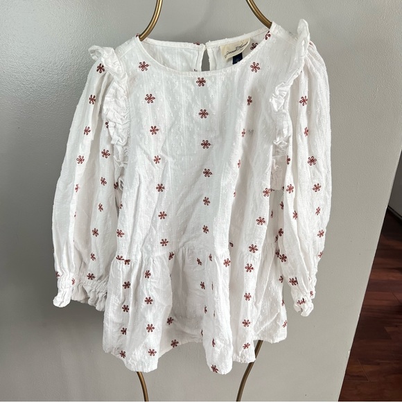 Universal Thread | Tops | Nwot Universal Thread Peasant Blouse Womens ...